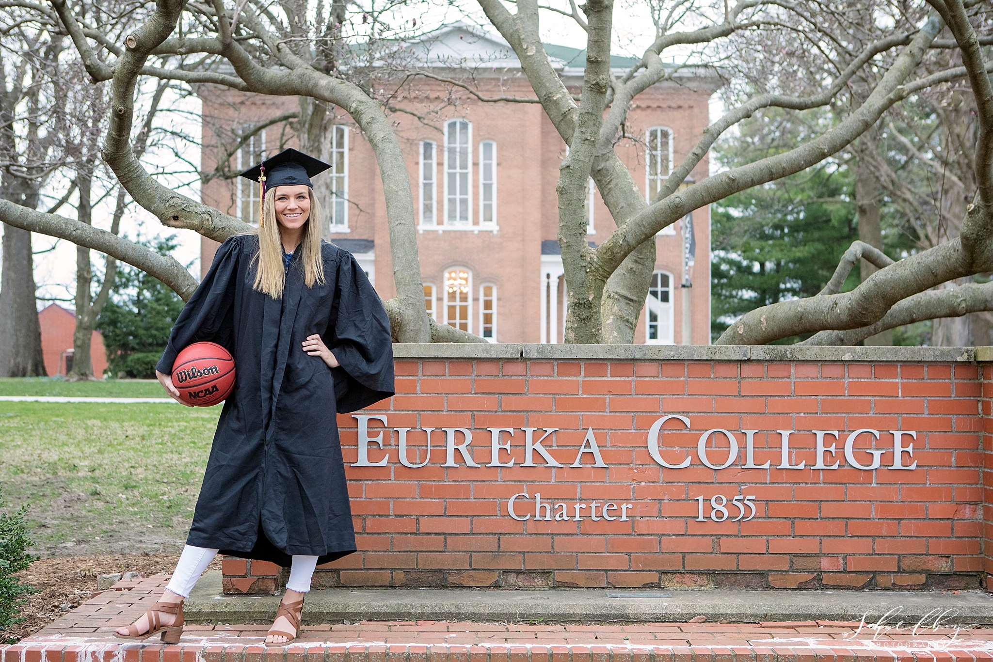 Lindys-Grocery-Store-Senior-Session_0038 | Shelby Photography