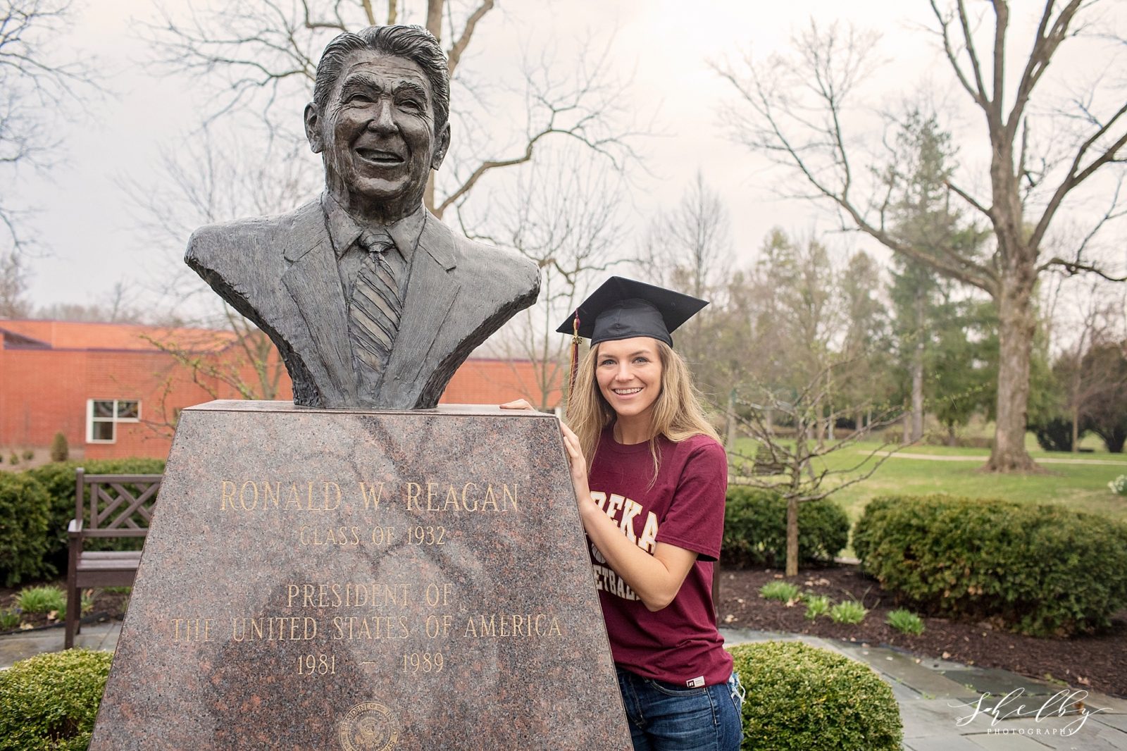 Lindys-Grocery-Store-Senior-Session_0058 | Shelby Photography